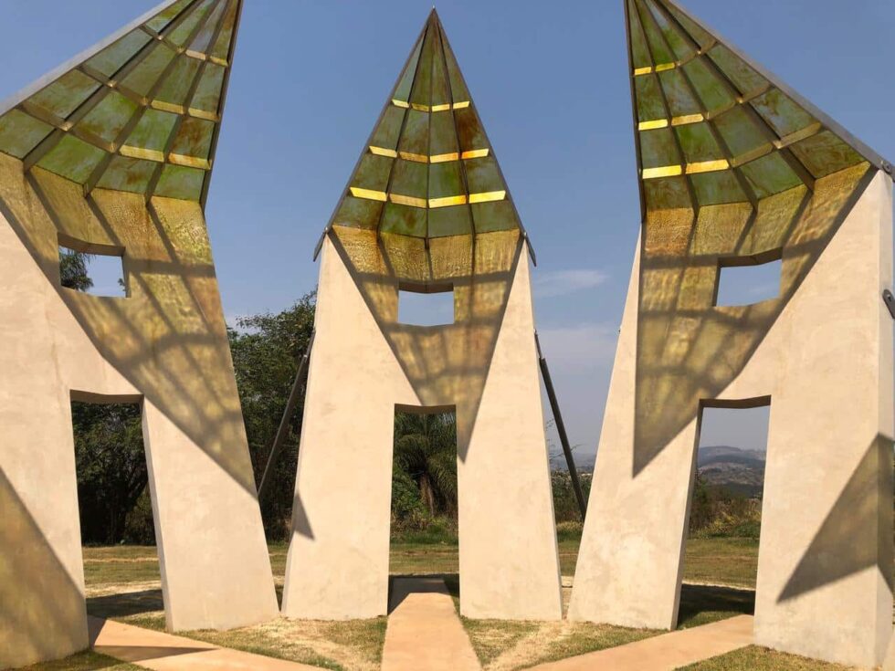 Obras e galerias em destaque em Inhotim - Viaje com Norma